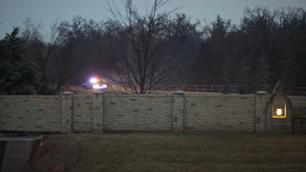 دانلود فیلم Hostage House 2021 - نماشا